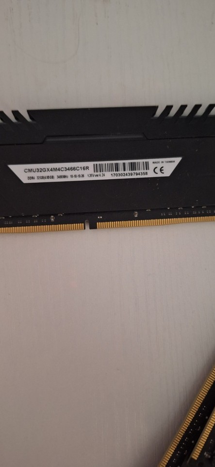 24gb ram ddr4 vengance leo 3x8gb 3466mhz speed | eBay