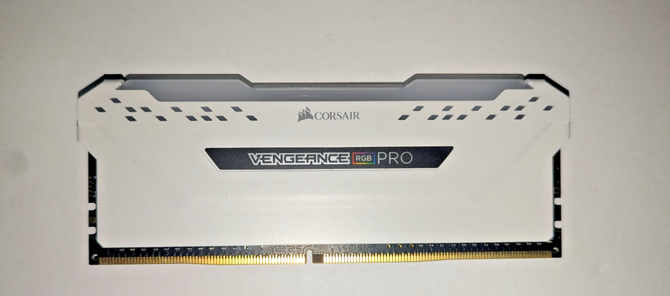 Corsair Vengeance RGB Pro 32GB RAM (4 x 8GB) DDR4-3200MHz *Used* | eBay