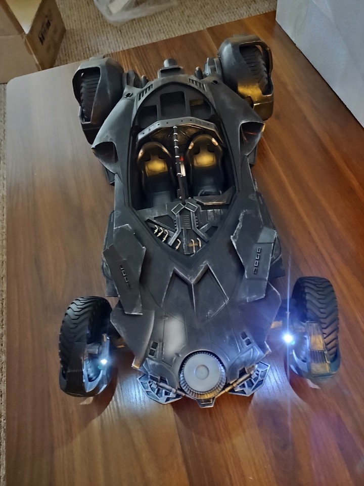 Jazzinc Justice League version 1/12 Batmobile Complete DC DCU Batman V ...
