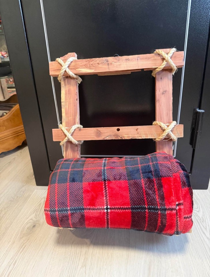 Solid cedar wood taxidermy backpack mount deer plaque antler pack | eBay