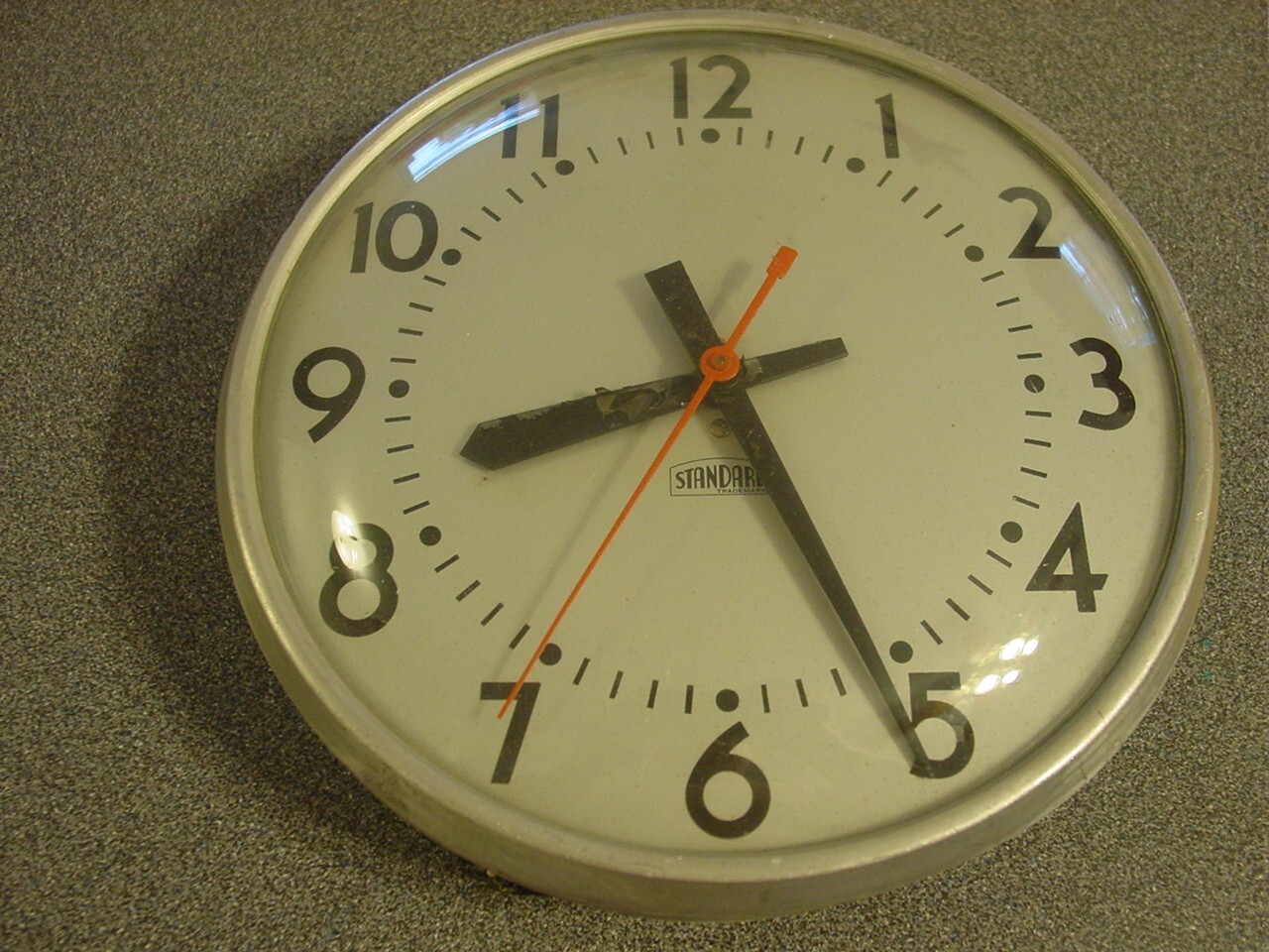 Antique 1931 Flexchron Standard Glass Dome School Classroom Clock