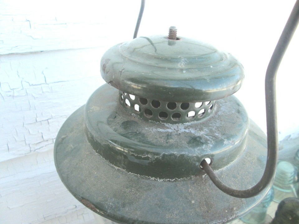 VINTAGE 1951 COLEMAN 236 CANADA LANTERN CHROME BASE | eBay