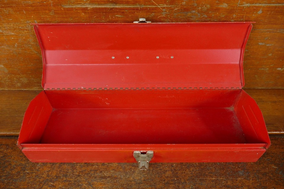 Vintage 1960s/1970s Coast To Coast Hardware Stores Red Metal Toolbox w ...