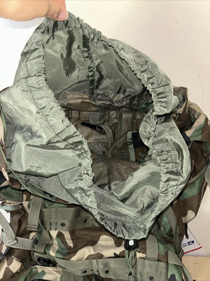US Military M81 Woodland Camouflage Combat Field Pack Large with ...