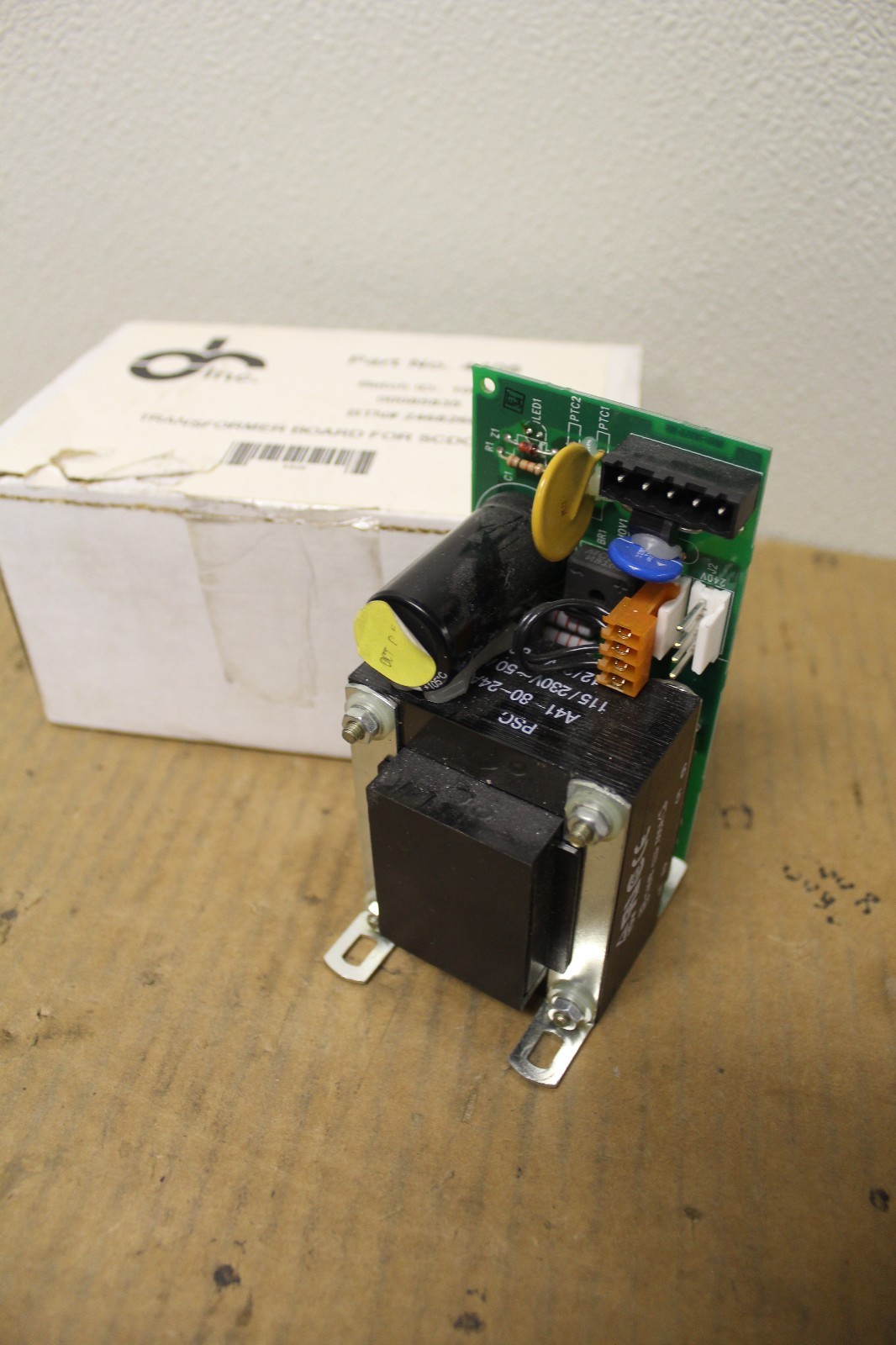 UNKNOWN BRAND NAME POWER SUPPLY SCDC CIRCUIT BOARD 4406 REV 4 002-0377 ...