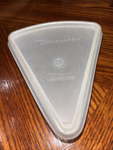 Vintage Tupperware Pie Slice Keeper Saver Kitchen Food Storage ...