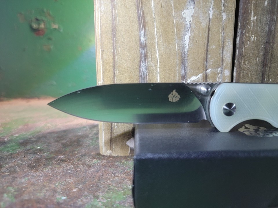 QSP PARROT V2 QS102-C D2 BLADE SATIN JADE G10 HANDLE FOLDING KNIFE | eBay