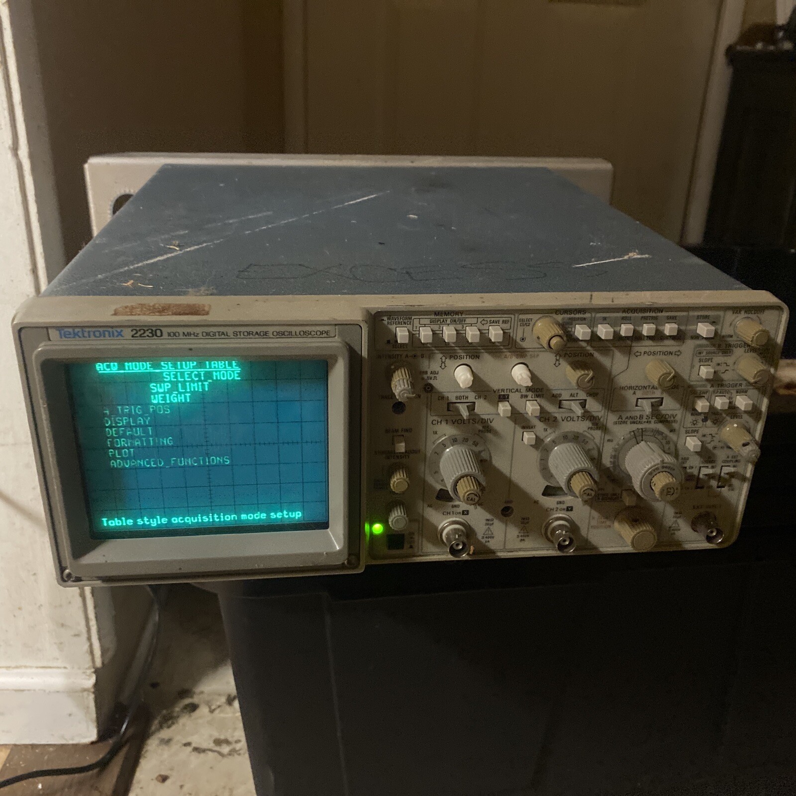 Tektronix 2230 Digital Oscilloscope 2 Channel 100 MHz Powers On See ...
