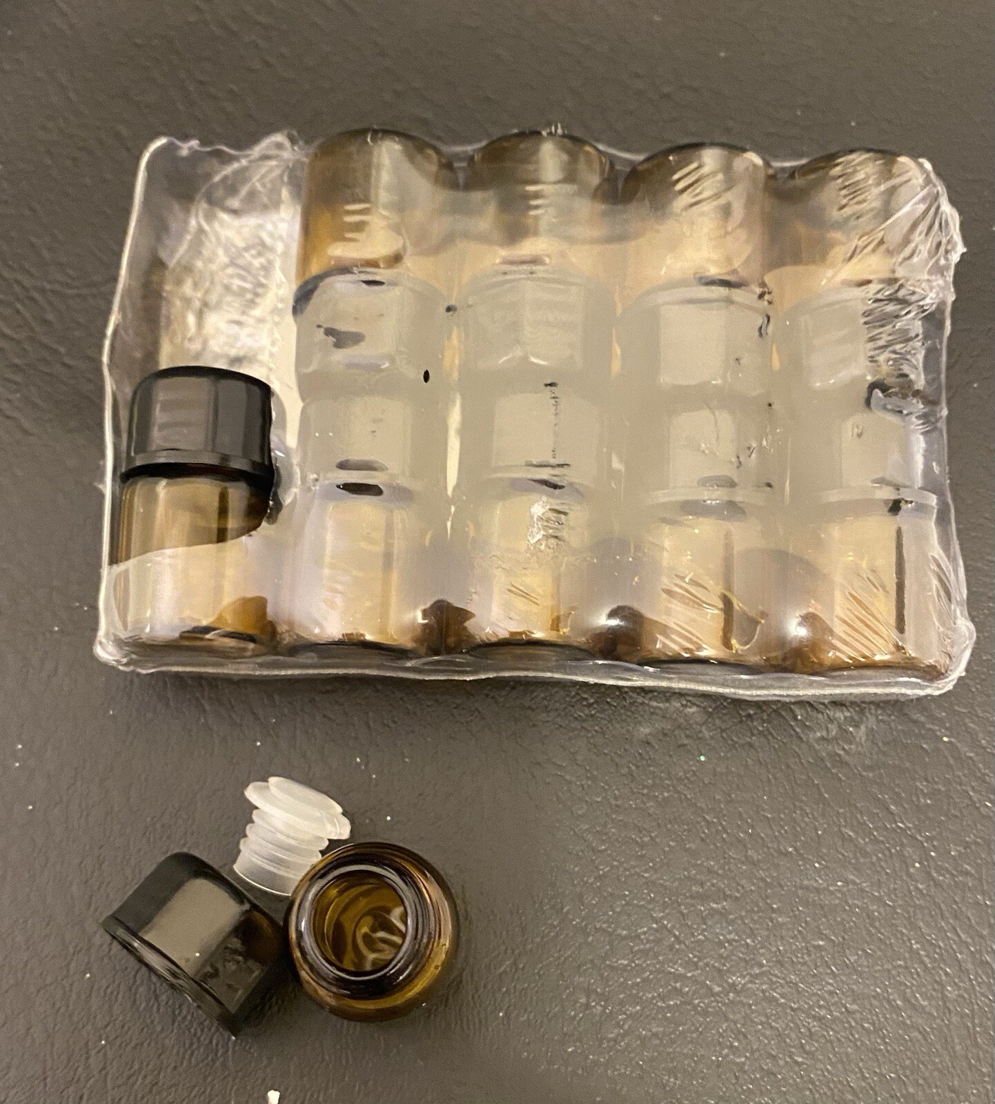 New!! 10 Pieces Glass Bottles, with Screw Caps And Stoppers Sample Vial ...