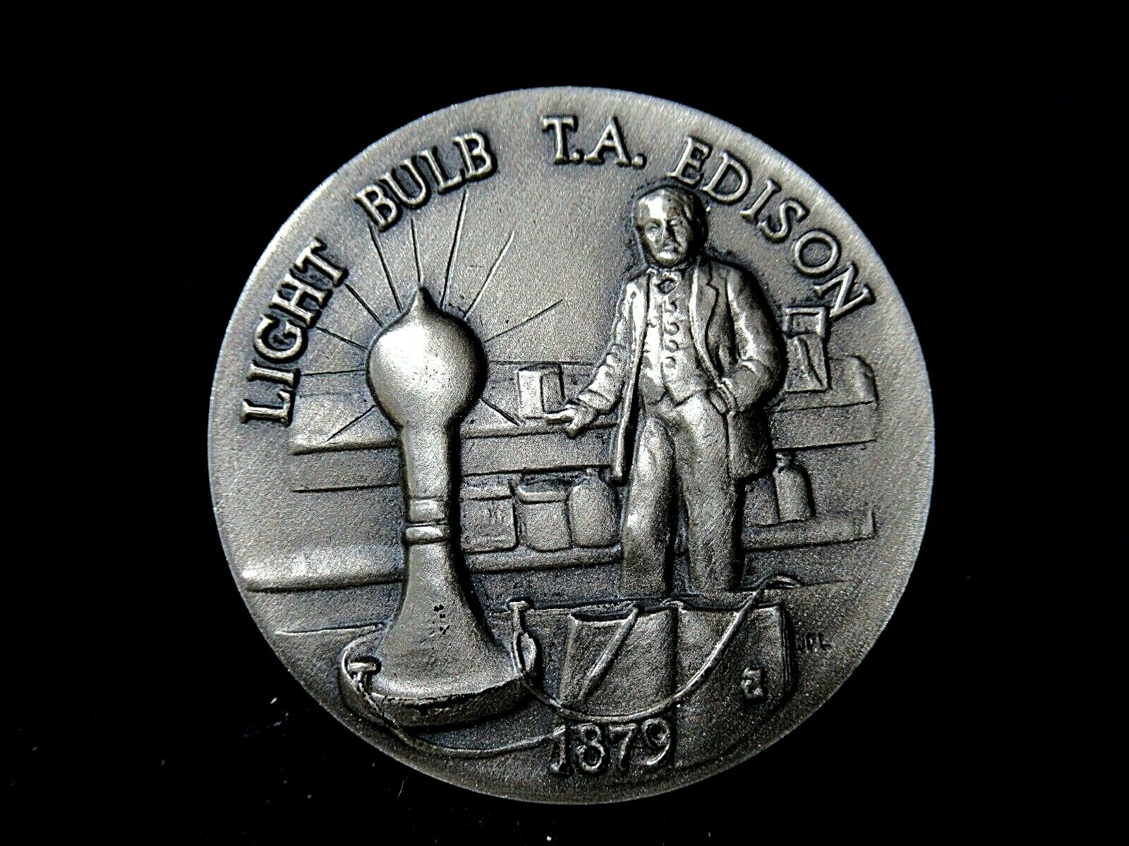 The 1879 Light Bulb T.A. Edison Silver Medal, Gorgeous Deep Engraving 1 ...