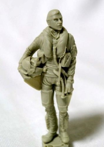 1/32 54mm Resin Figure Model Kit Modern European Pilot Soldier Army ...