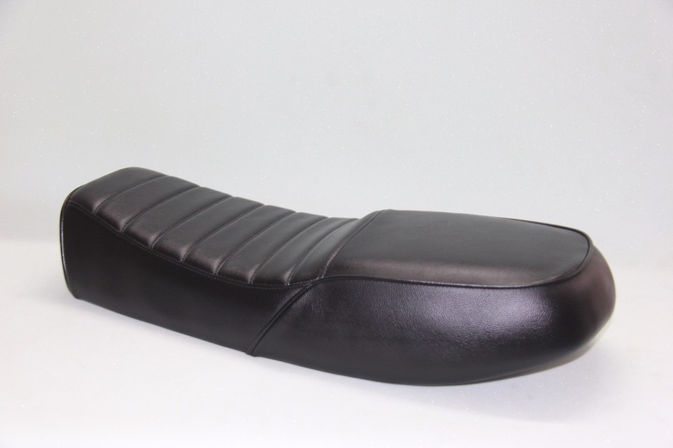 Texavina seat 1976 1977 Yamaha RD400 low profile dual passenger seat ...