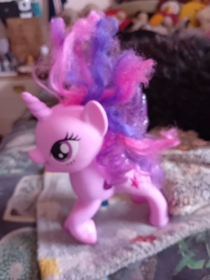 My Little Pony Singing Twilight Sparkle, Interactive Vinyl Plastic ...