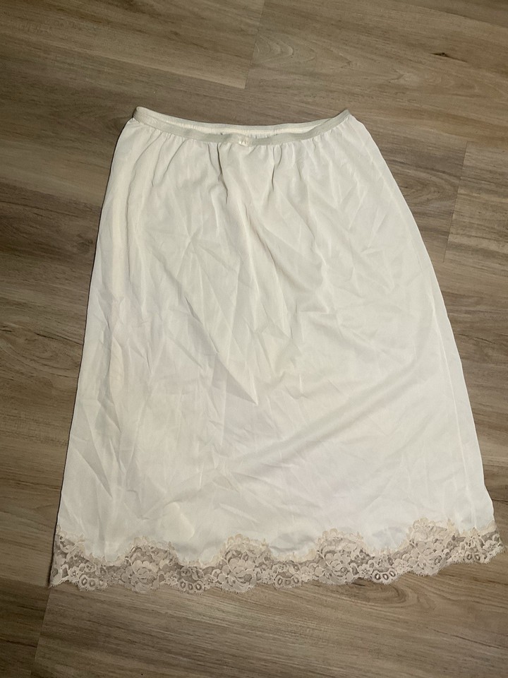 VINTAGE Vanity Fair Ivory Pink Floral Lace Half SLIP Skirt Babydoll ...
