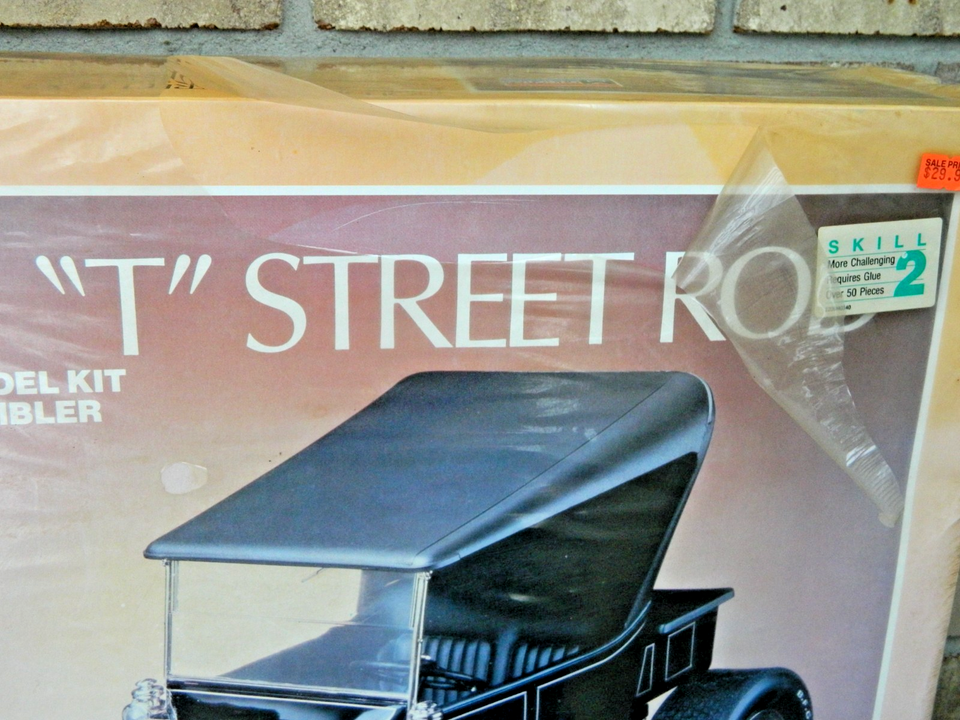Vintage Monogram 1:8 Golden "T" Street Rod Model Kit #2609 | eBay