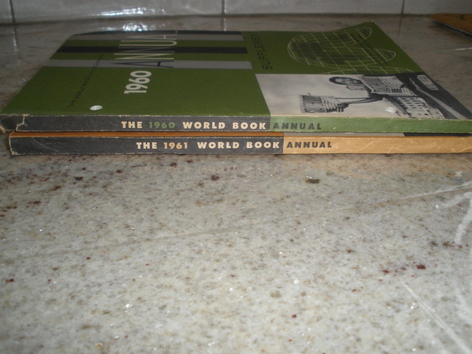 WORLD BOOK ENCYCLOPEDIA 1960 & 1961 ANNUAL SUPPLEMENT PAPERBACK | eBay