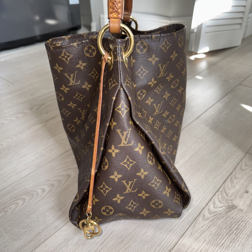Authentic Louis Vuitton Monogram Canvas Artsy MM Bag | eBay