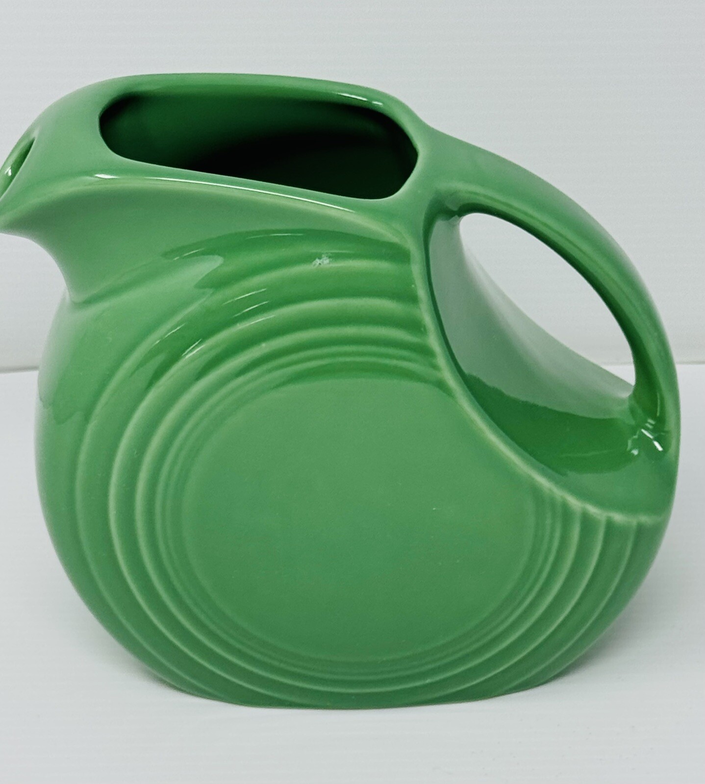 Fiestaware Meadow Juice Pitcher Fiesta Green Retired 28 oz Small Disc ...