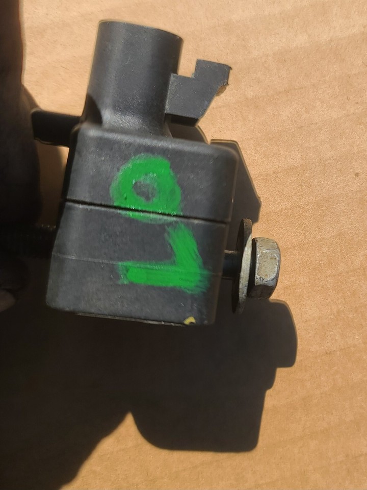 2007 -2008 Silverado Chevrolet GMC Sierra FRONT sensor 15297468 OEM | eBay