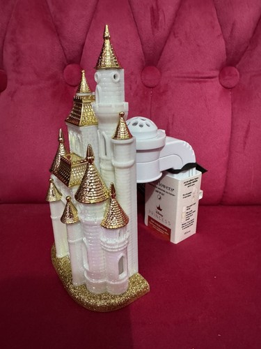 DISNEY PRINCESS CASTLE Light Up PROJECTOR Wallflowers PLUG IN Bath ...