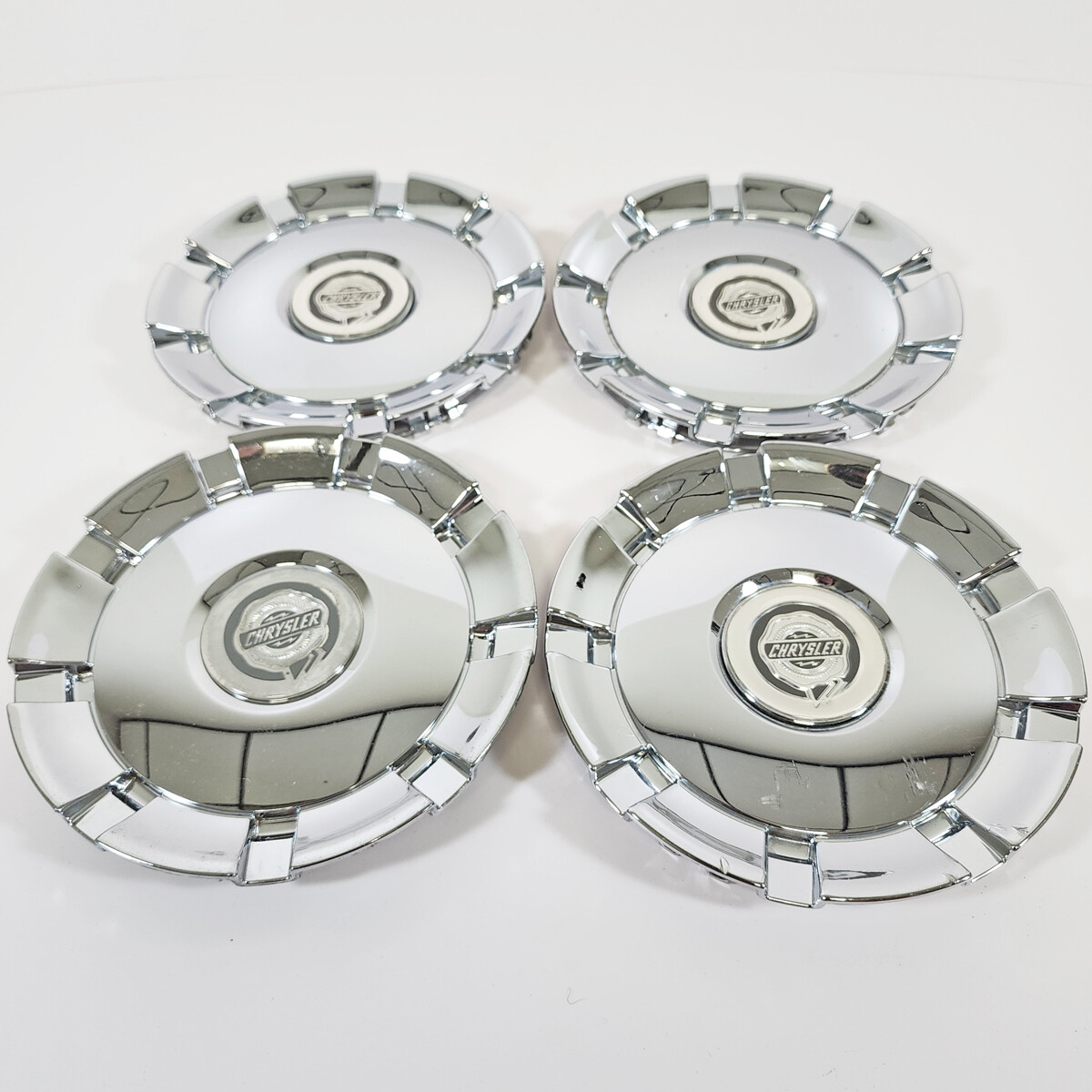 2005-2006 Chrysler 300C # 2244 Chrome Wheel Center Caps 18" Rim ...