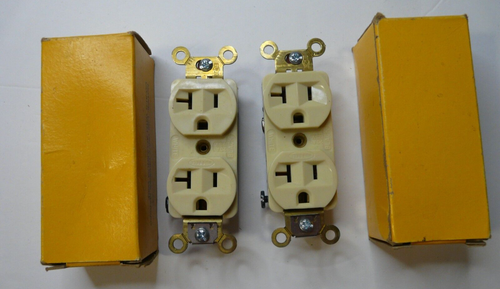 Hubbell HBL53521 Ivory Duplex Receptacle 125V 20A 2 pole 3 wire ...
