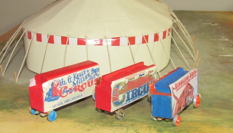 3 ho scale CIRCUS WAGONS for Model Train Layouts & Displays - Set #1 | eBay