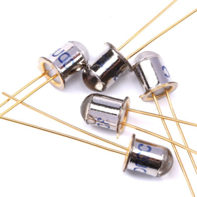 5/10/20/50Pcs 3DU5C Silicon Phototransistor TRANSISTOR/2 Legs Metal ...
