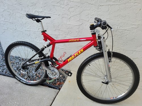 1997 Proflex Attack Expert Vintage Mountain Bike Risse Shocks, V-brakes ...