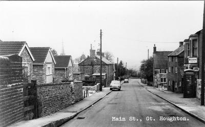 Main Street Great Houghton Nr Northampton unused RP old postcard ...