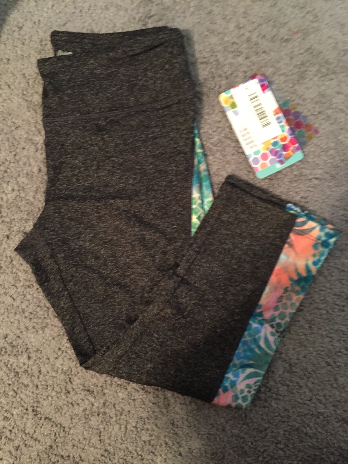 LulaRoe Charcoal Gray Blue Pink Pineapple Jade Workout Capris Size S ...