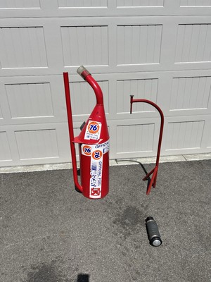 NASCAR ALUMINUM GAS CAN • Race Used 76 Fuel • Mancave Collectible | eBay