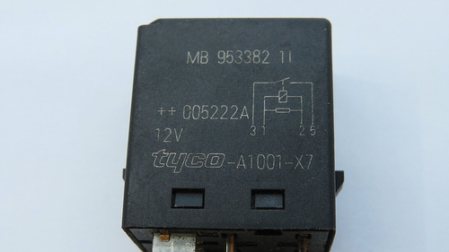 MITSUBISHI / VOLVO - RELAY MB953382 1l Relais TYCO-A1001-X7 V23074 12V ...