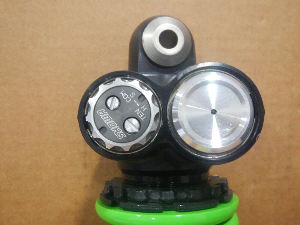 2018 Kawasaki ZX10 OEM Rear Shock Absorber Suspension 45014 2018 Kawasaki ZX10 OEM Rear Shock Absorber Suspension 45014