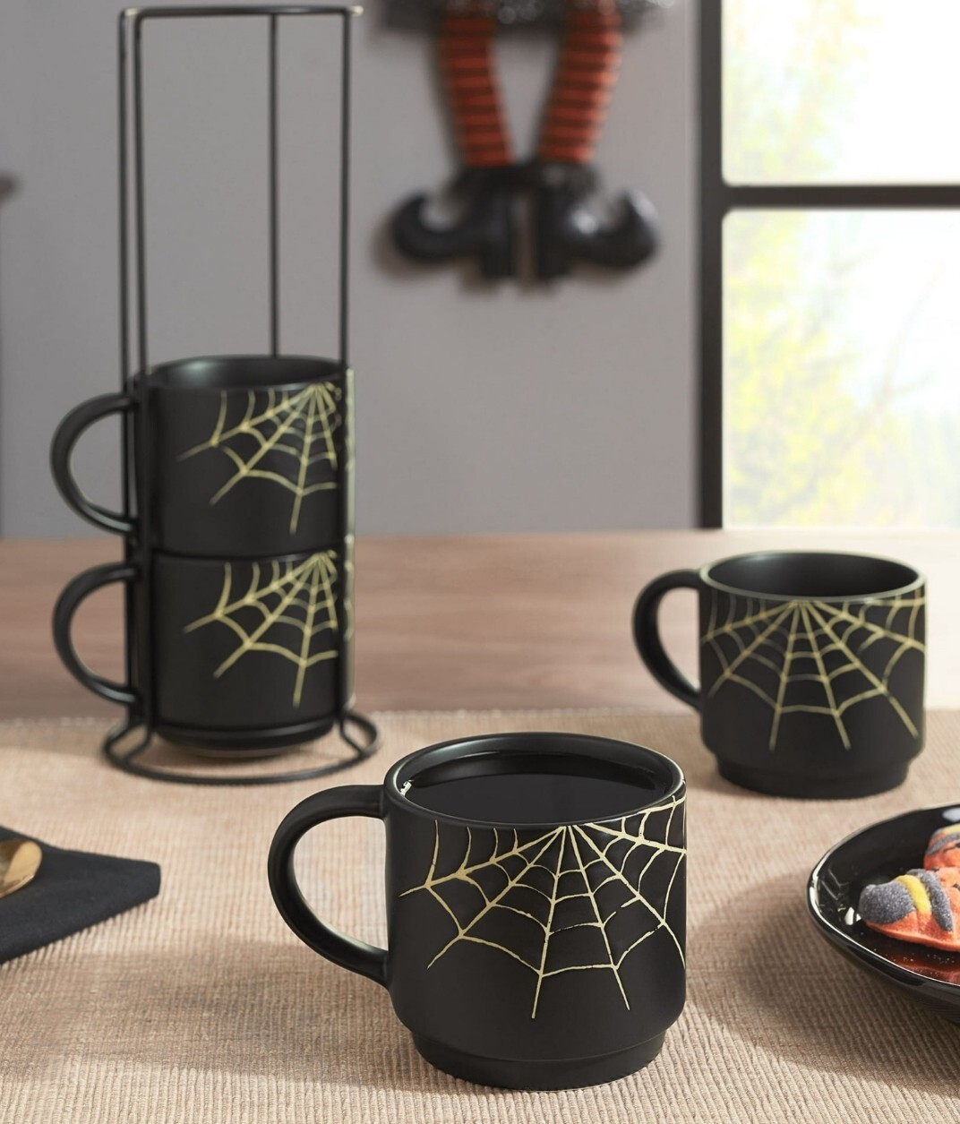 4 Piece 12 Oz Black Spider Web Glazed Ceramic Stacking Mug Set W/ Metal ...