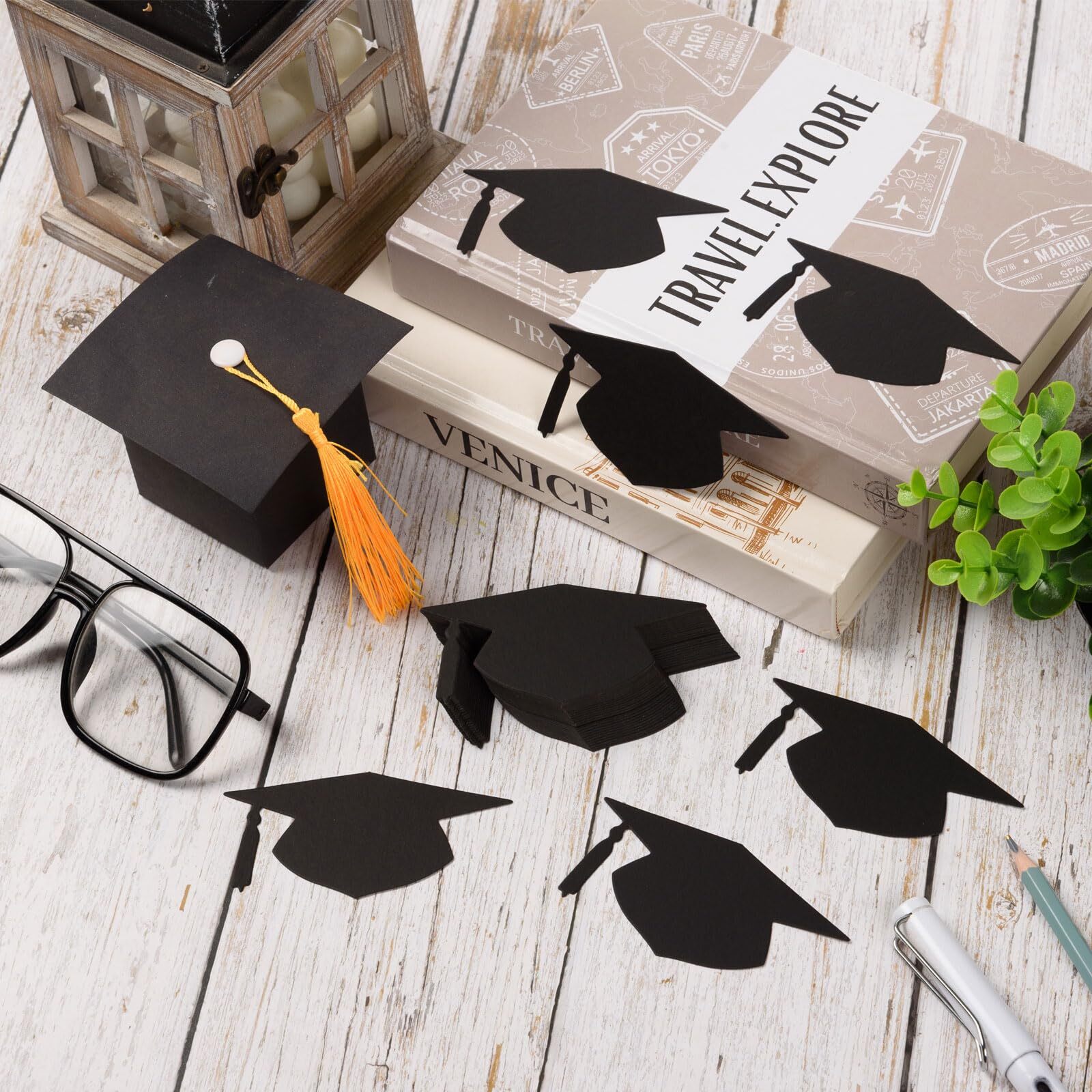 200 Pcs Grad Caps Cutouts 3.74" Paper Graduation Cap Shapes Die Cut ...