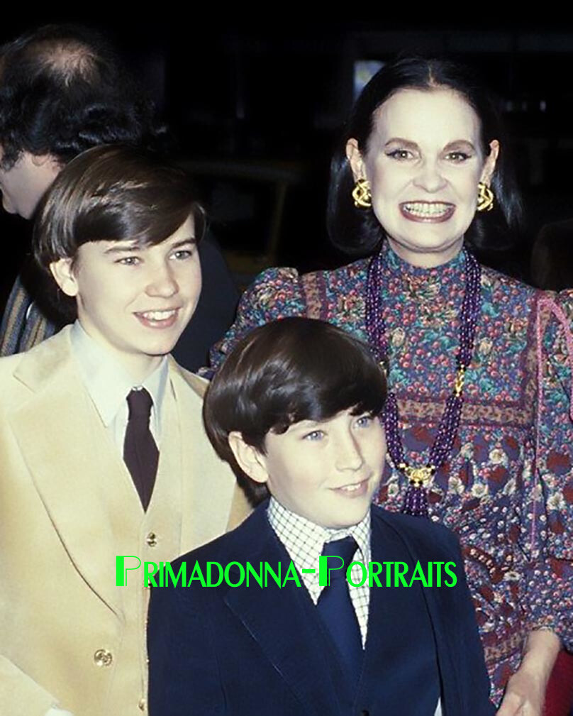 GLORIA VANDERBILT, ANDERSON & CARTER COOPER 8X10 Lab Photo Family ...
