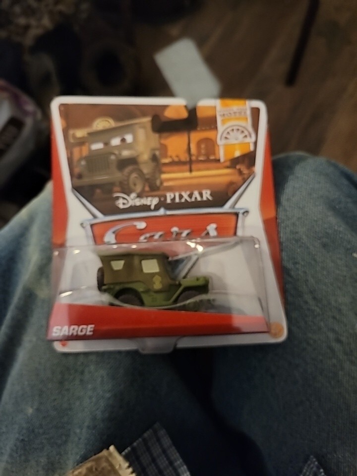 Disney Pixar Cars 2 GREM WITH WEAPON AIRPORT ADVENTURE. New | eBay