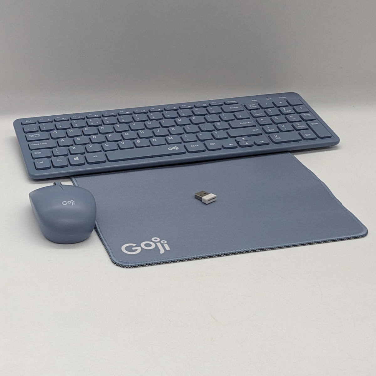 Goji 3-in-1 wireless keyboard mouse mat pad set 2.4GHz USB dongle blue ...