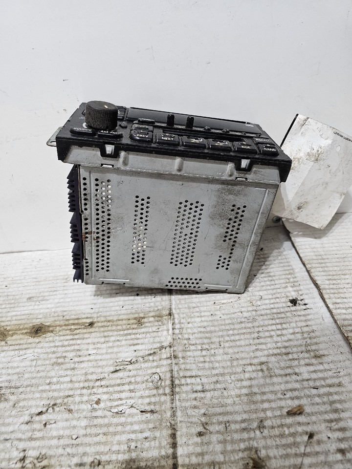 1992-1996 Buick Roadmaster AM-FM-Cassette & CD Player | GM16249434 Warranty