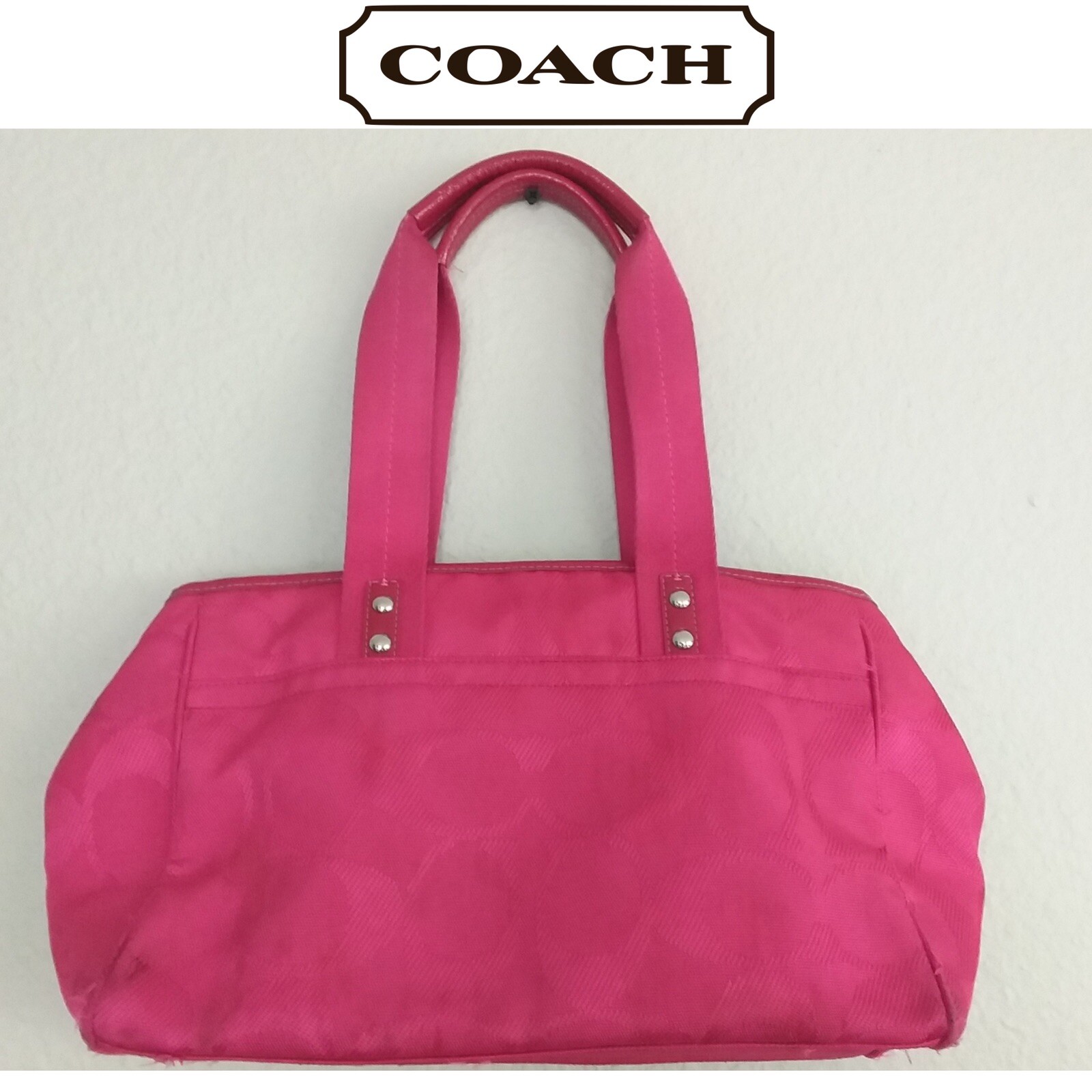 Authentic COACH Hot Pink Vintage Handbag - Gem