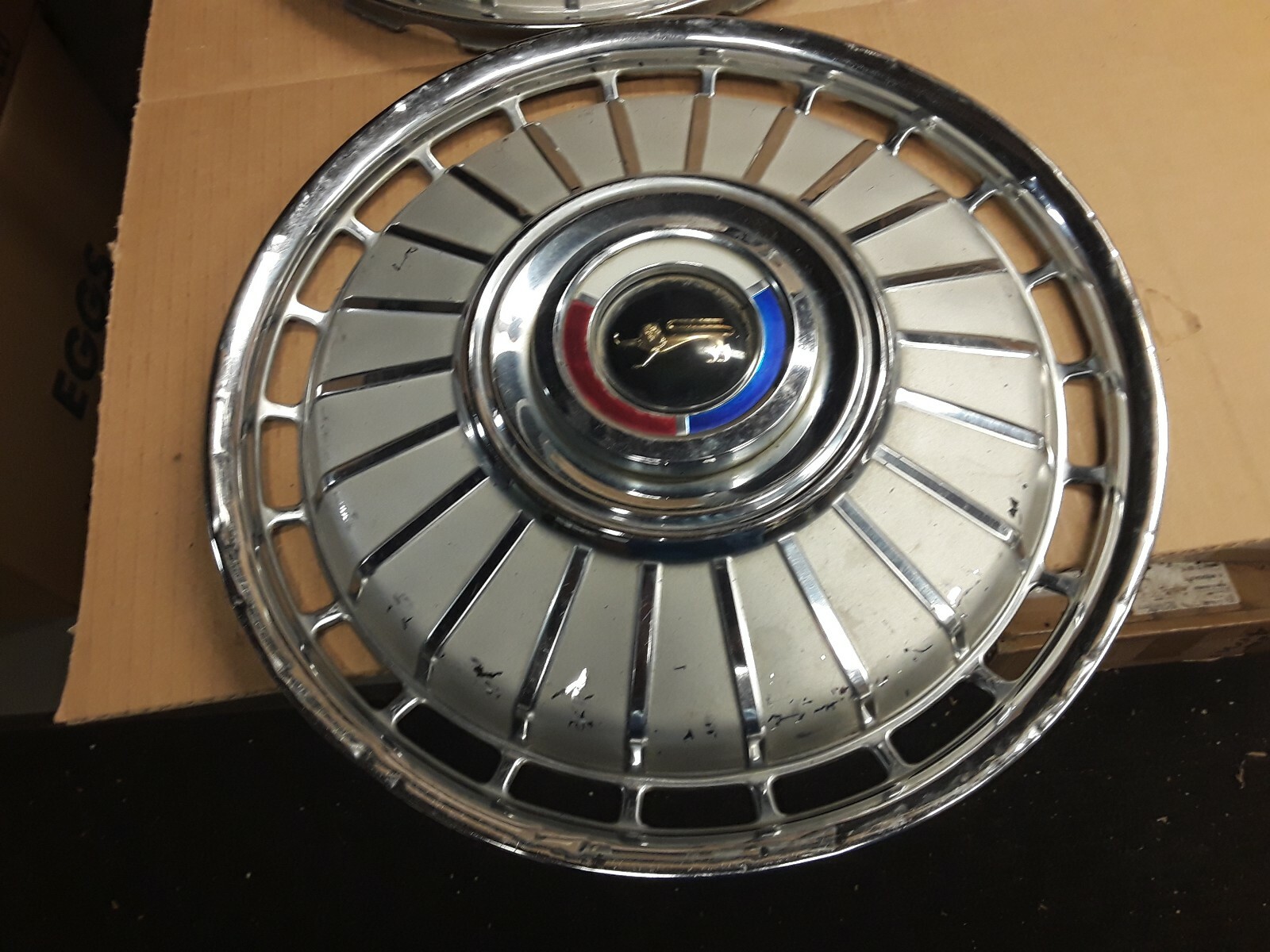 14" 1962 FAIRLANE COUGAR GALAXIE HUBCAPS WHEEL COVERS CENTER CAPS OEM ...