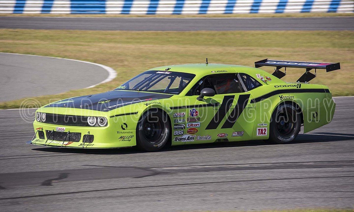 Old School Dodge Challenger Stock Car Racing Dodge Challenger Street