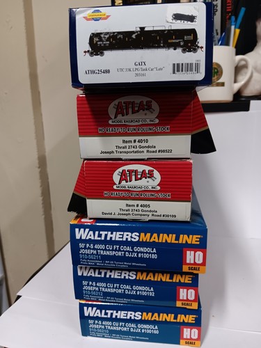 HO Scale Walthers David J. Joseph Freight Cars With Material Handler ...