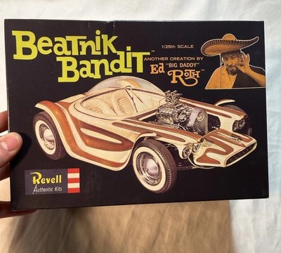 Revell Authentic Kits Beatnik Bandit Ed "Big Daddy" Roth 1/25 Scale ...