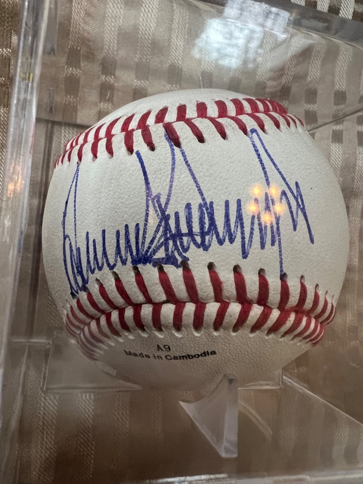 Signed Baseball | Donald Trump | Signed | MLB | US President | eBay