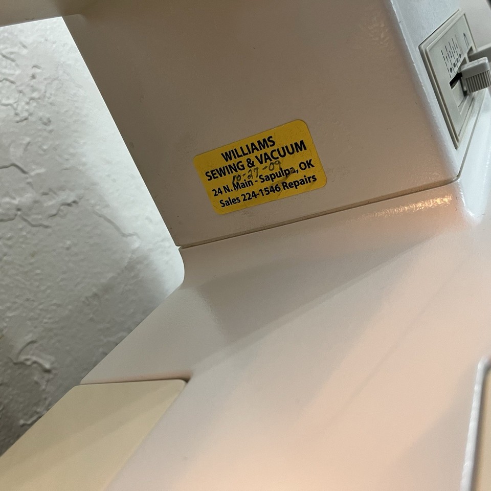 Vintage Singer 140th Anniversary Sewing Machine Model 9022 With pedal ...