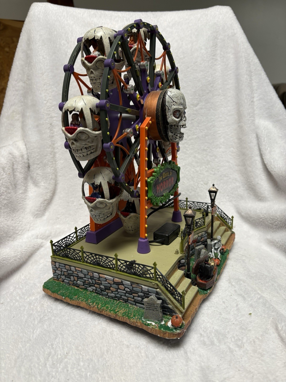 The Wheel of Horror Ferris Wheel Spooky Town Collection Lemax Tested ...