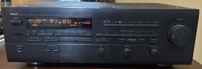 Yamaha RX-V670 A/V Home Theater Receiver. Amber display color. Tested ...