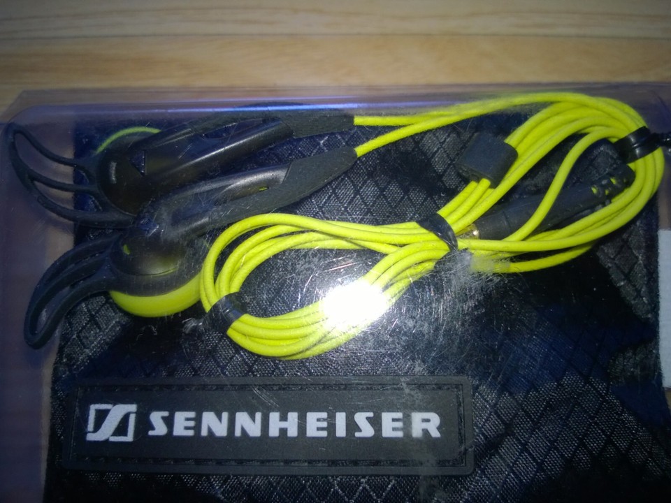 Sennheiser MX 680 Sports Earbud Headphone with Volume control and ...
